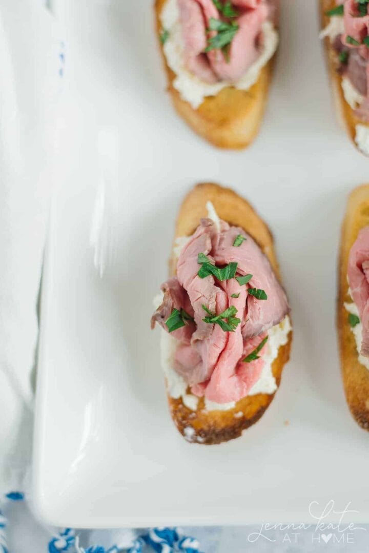 Roast Beef Crostini with Horseradish Cream - Pass The Butter